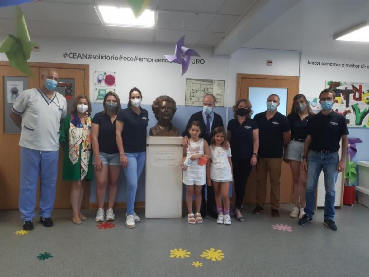 Equipa do Projeto Capacitar para Salvar forma estudantes e ...